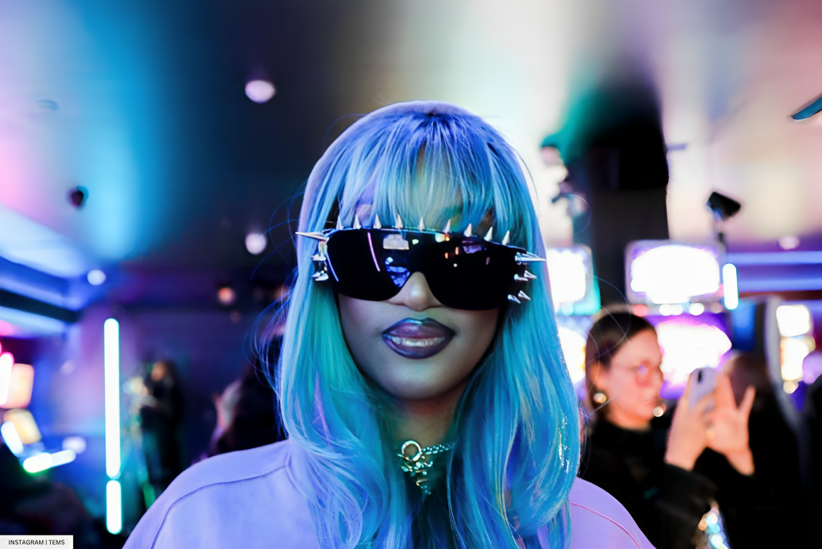 Tems Is A Hot Pepper In Her All-Red Outfit - Chiic Magazine