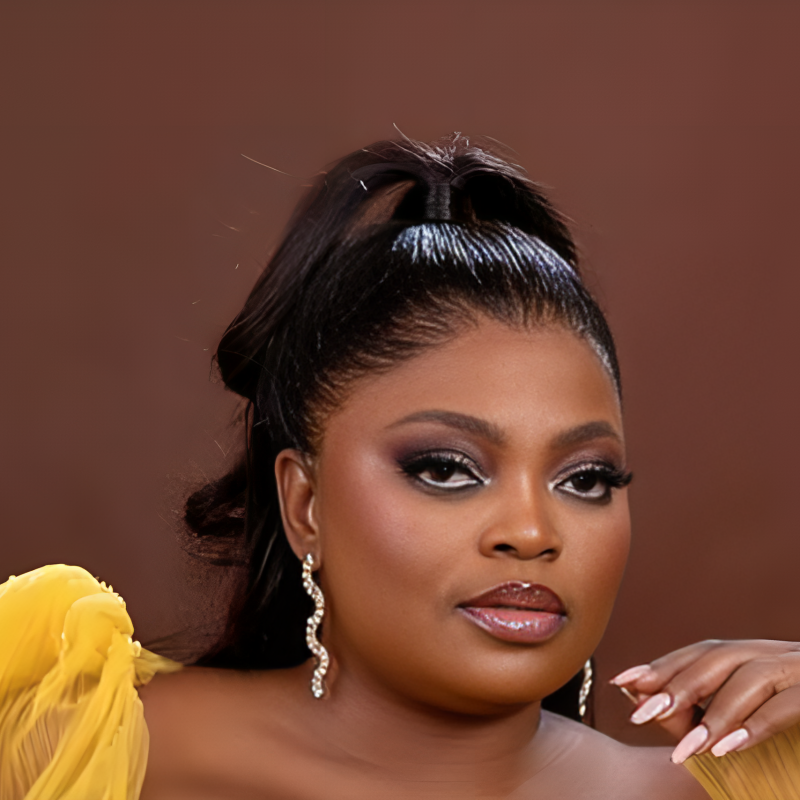 Modella Looks Stunning In Denim Rose Skirt - Chiic Magazine